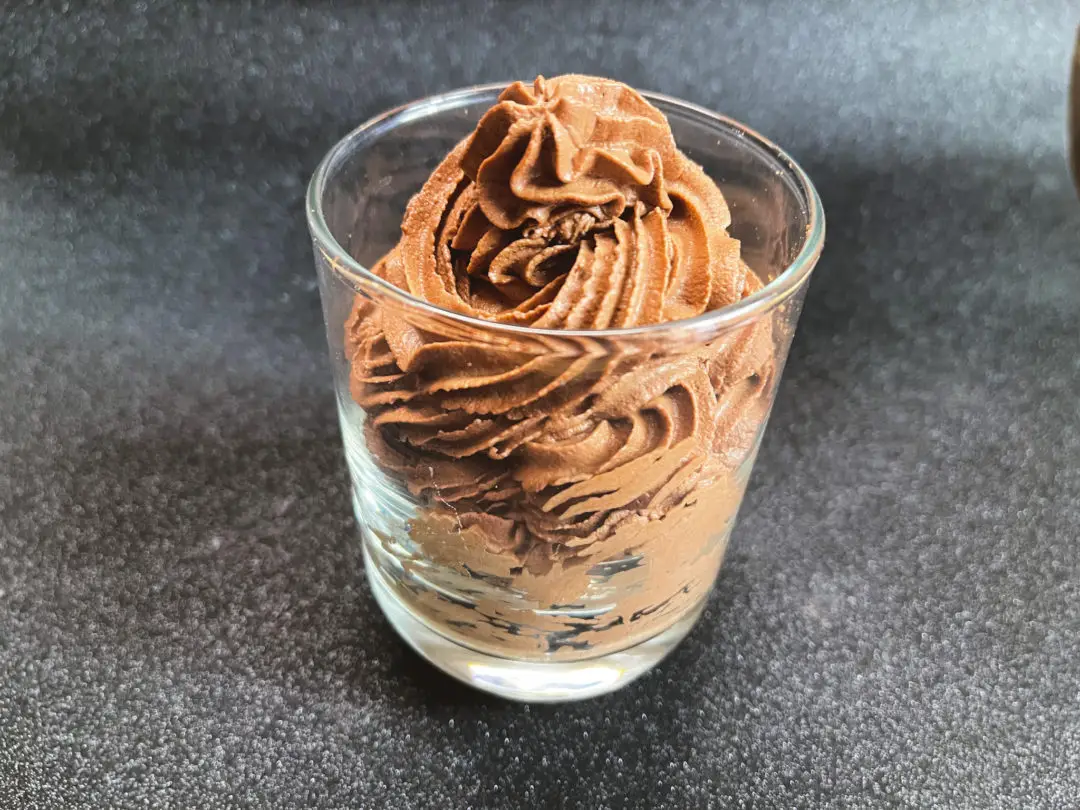 4 Ingedient Chocolate Mousse – Catherine's Plates