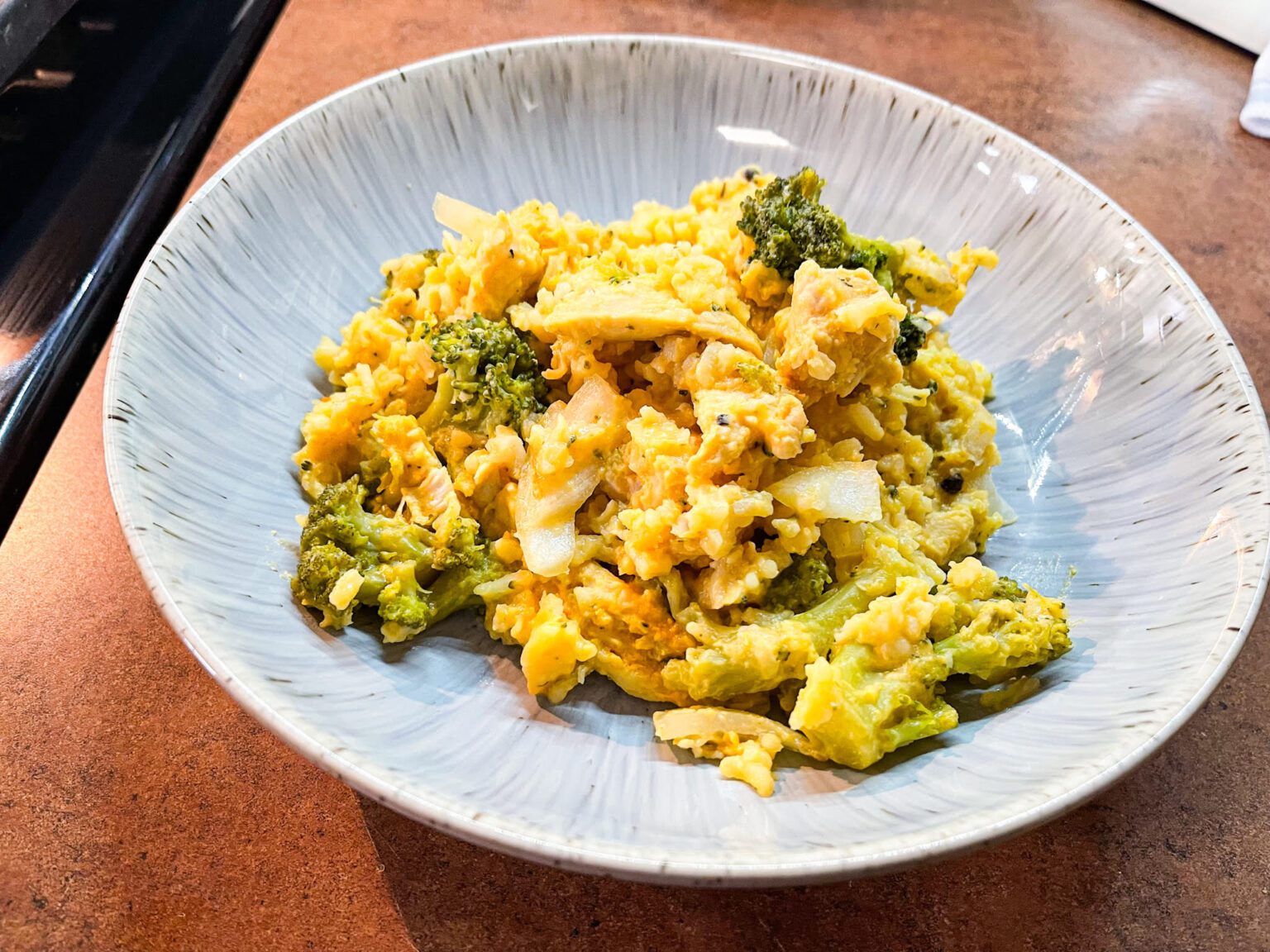 Crockpot Easy Cheesy Rice & Chicken – Catherine's Plates