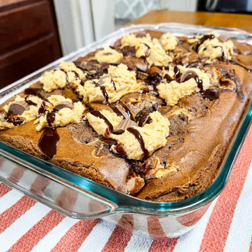 Peanut Butter Cup Earthquake Cake – Catherine's Plates