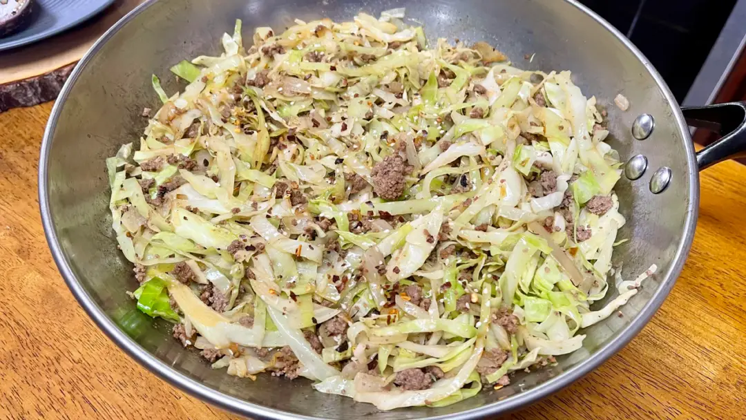 Mongolian Ground Beef Cabbage Skillet – Catherine's Plates